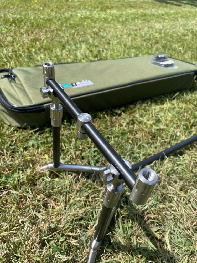 Summit Colosseum Cobalt Black Low Profile Pod 3 Rod Buzz Bars Carp ...